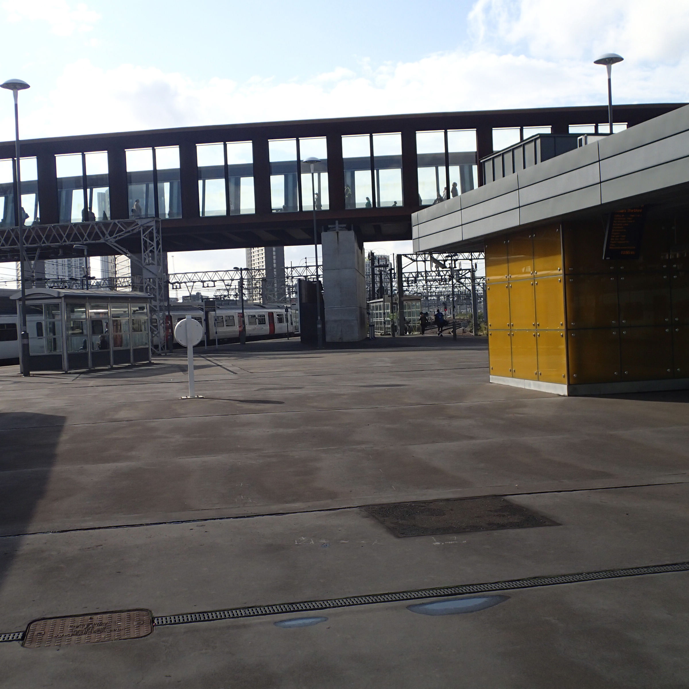 Before Crossrail – The Overground And Lea Valley Platforms At Stratford ...