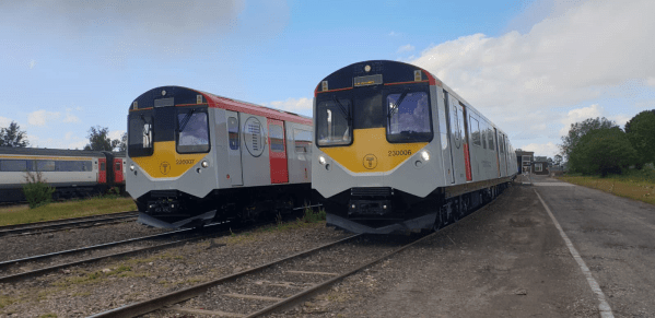 A Pair Of Class 230 Trains In The Sun « The Anonymous Widower